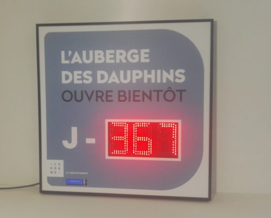 Compte à Rebours 3 Chiffres de 12cm - LED Boutique - Afficheurs LED ...